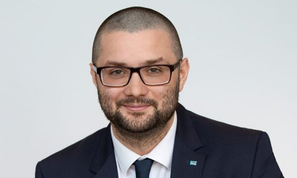 Wohnungen durchsucht nach mutmaßlichem Angriff auf AfD-Politiker