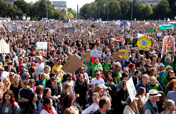 Zehntausende demonstrieren in Bayern