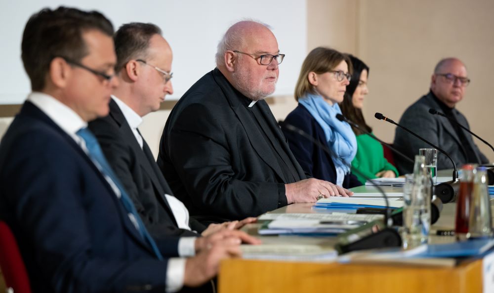 Kardinal Marx entschuldigt sich bei Missbrauchsopfern